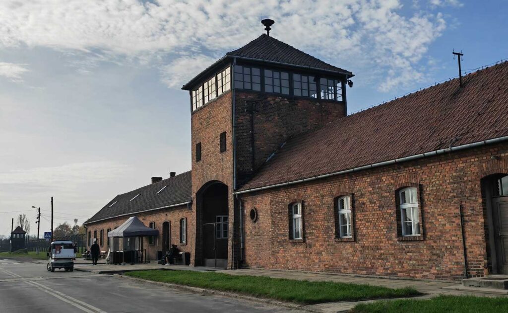 Auschwitz-Birkenau: Die besten deutschen Führungen